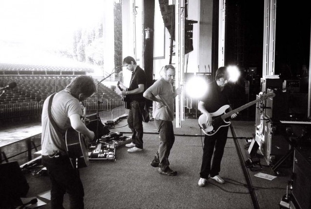 10 Smart Ways to Use the Downtime Between Soundcheck and Your Set