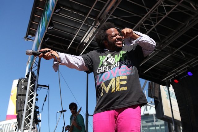 How to Play Bumbershoot