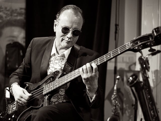 The 6 Most Important Qualities to Look for in a Bassist
