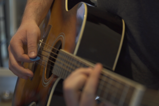 Guitarists: How to Use Open Strings for New, Colorful Chords