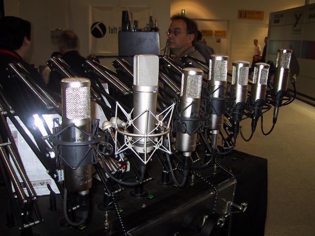 The Simple Test You Can Do to Find the Right Microphone for Your Voice