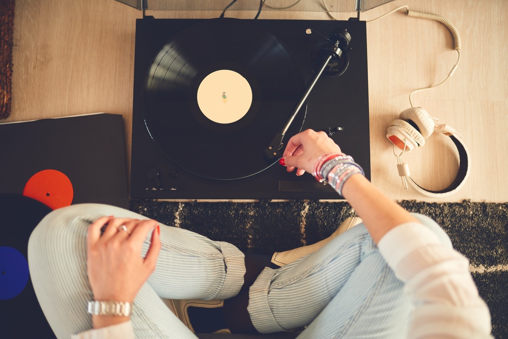 6 Weird Vinyl Features to Set Your Next Album Apart From the Rest