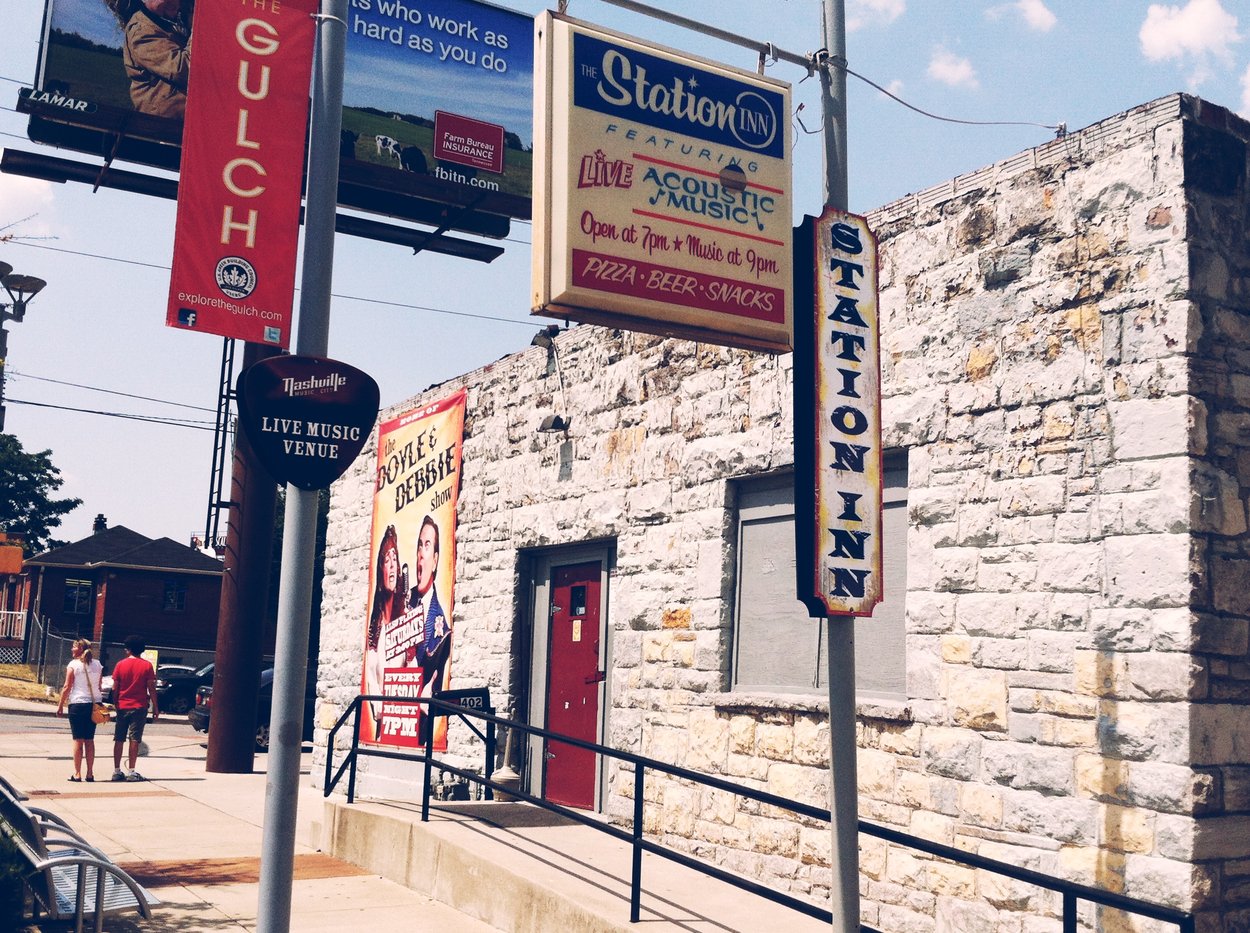 Top 5 Nashville Venues to Play if You're Still Building Your Fanbase